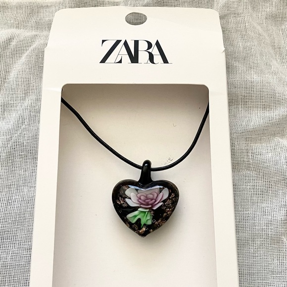 Zara | Jewelry | Nwt Zara Heart Shape Glass Statement Necklace | Poshmark